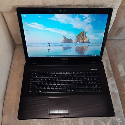 Asus Laptop X73B 17,3" Laptop (500GB HDD-6GB RAM)Win.10 | eBay.de