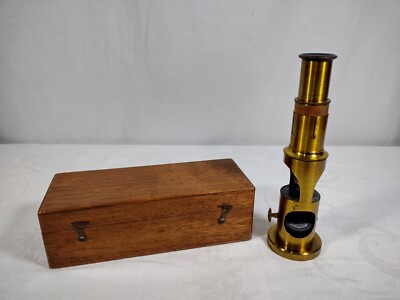 Microscopes & Lab Equipment - Microscope W Wood