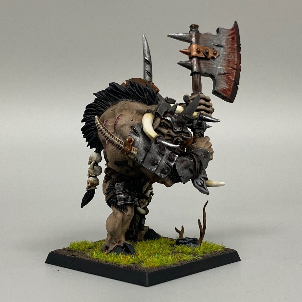 Doombull Beasts de Chaos Hommes-Bêtes Warhammer Le Vieux Monde ...