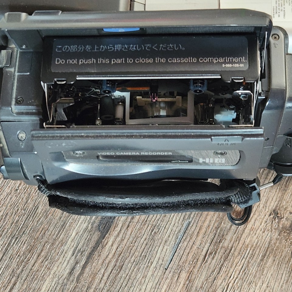 Sony Handycam CCD-TRV58 NTSC Hi8 Video8 8mm Nightshot TESTED VIDEO ...