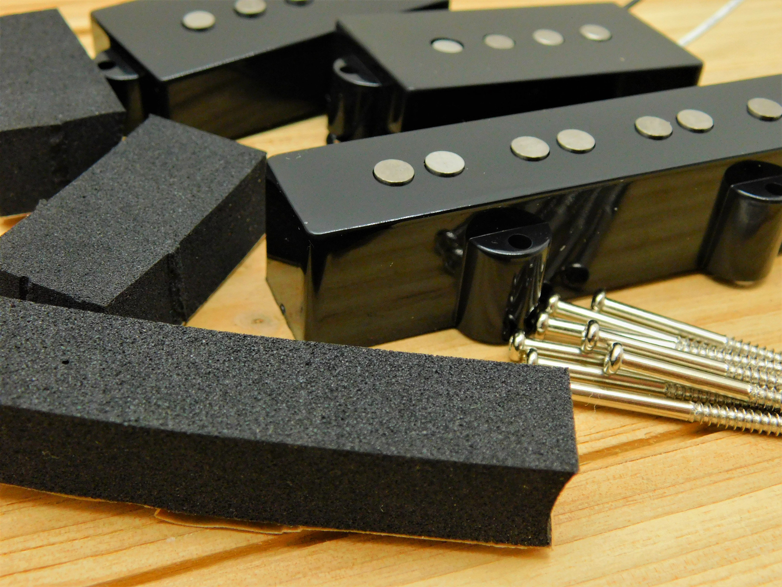 G.M. The Standard PJ Bass Pickup Set Alnico V | eBay