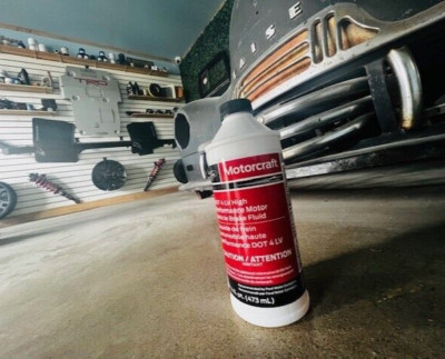 (1) Motorcraft DOT 4LV High Performance Motor Vehicle Brake Fluid (16 ...