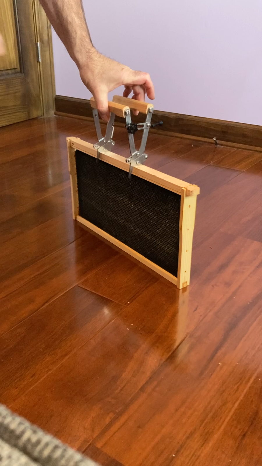 Frame lifter gripper adjustable. Clamp screw type BEEHIVE honeybees | eBay