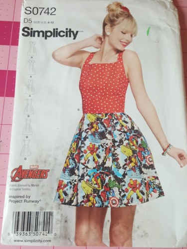 Simplicity Pattern S0742 Dress Bodice Fitted Laced Corset Type Sizes 4 ...