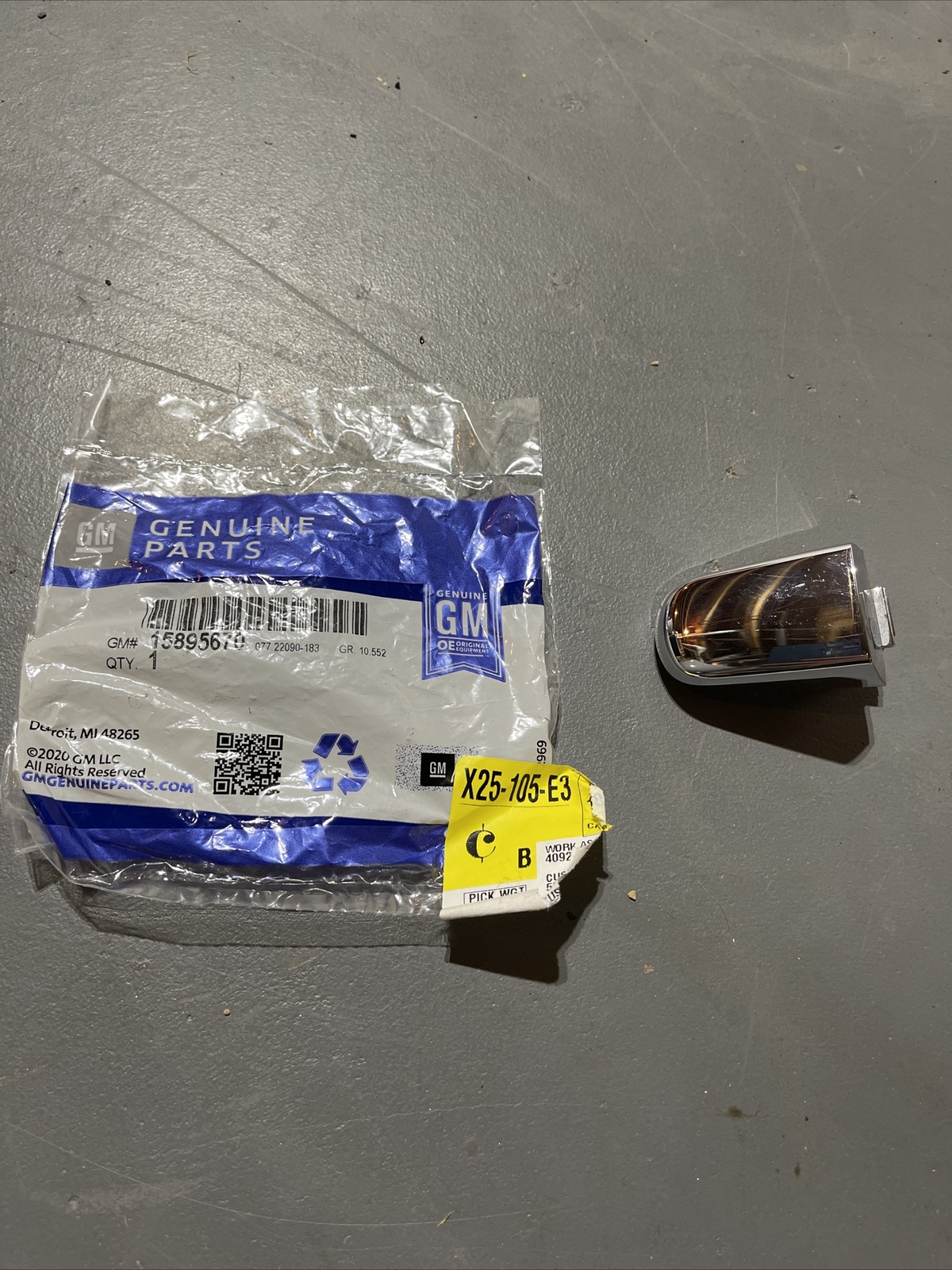 GM Door Lock Cylinder Cap in Chrome without Key Hole OEM 15895670 | eBay