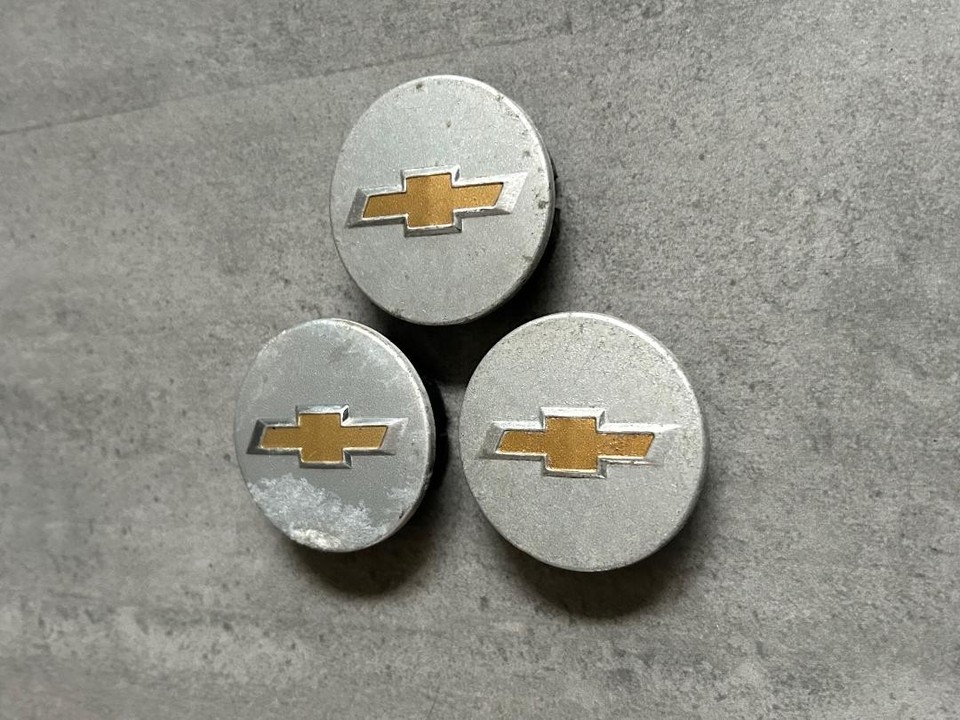 Chevy Cobalt Sonic Silver & Gold Wheel Center Caps x3 OEM Used 96682160 ...