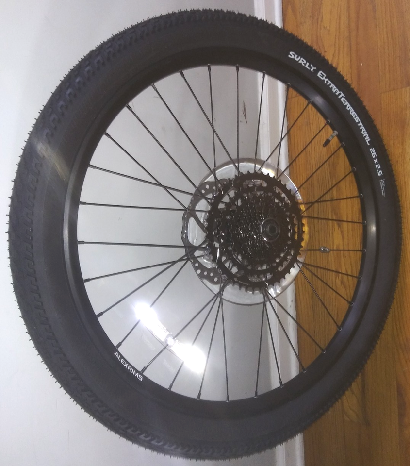 Surly Big Easy 2.1 BK Red MD Ebike REAR TIRE & ALEXRIM with spokes ...