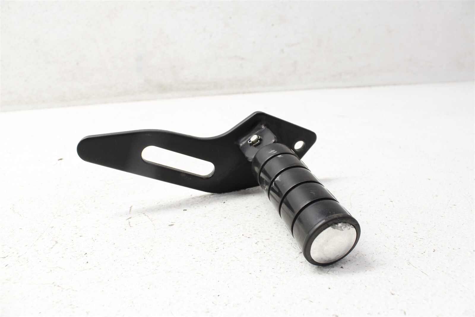 2010 Yamaha XVS 950 V-Star Rear Left Foot Peg Foot Rest Assembly ...