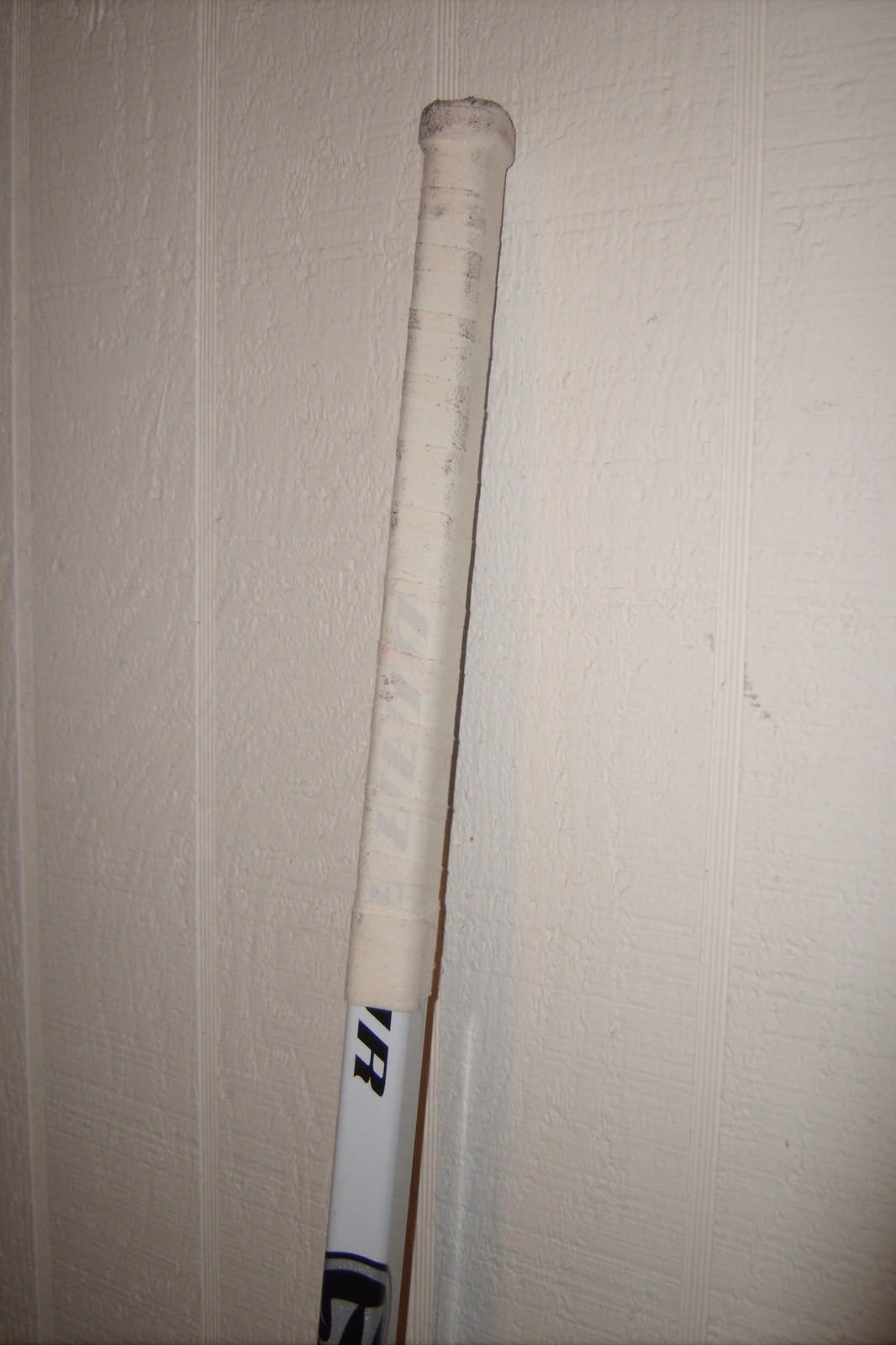 ARIZONA COYOTES Martin Hanzal practice-used+unbroken Warrior Dynasty ...