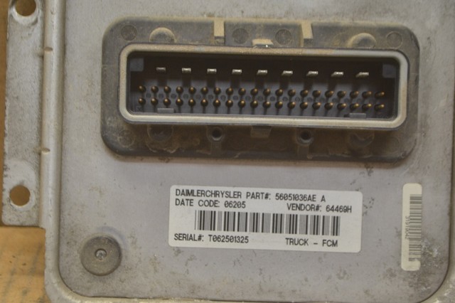 2002 - 2005 Dodge RAM Front Body BCM Light Control Module 56051036AE ...