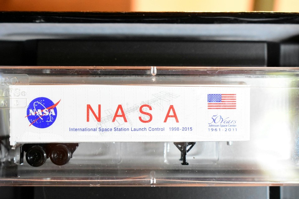 N Scale Micro Trains NASA Celebrating 50 Years Johnson Space 4-Pack ...