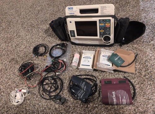 LifePak 12 SpO2 and 2x 12 Lead ECG and Battery Support System | eBay