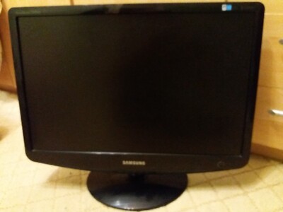 Samsung Computer Monitor Screen VGA MODEL 2232BW 22" 1680 x 1050 | eBay UK