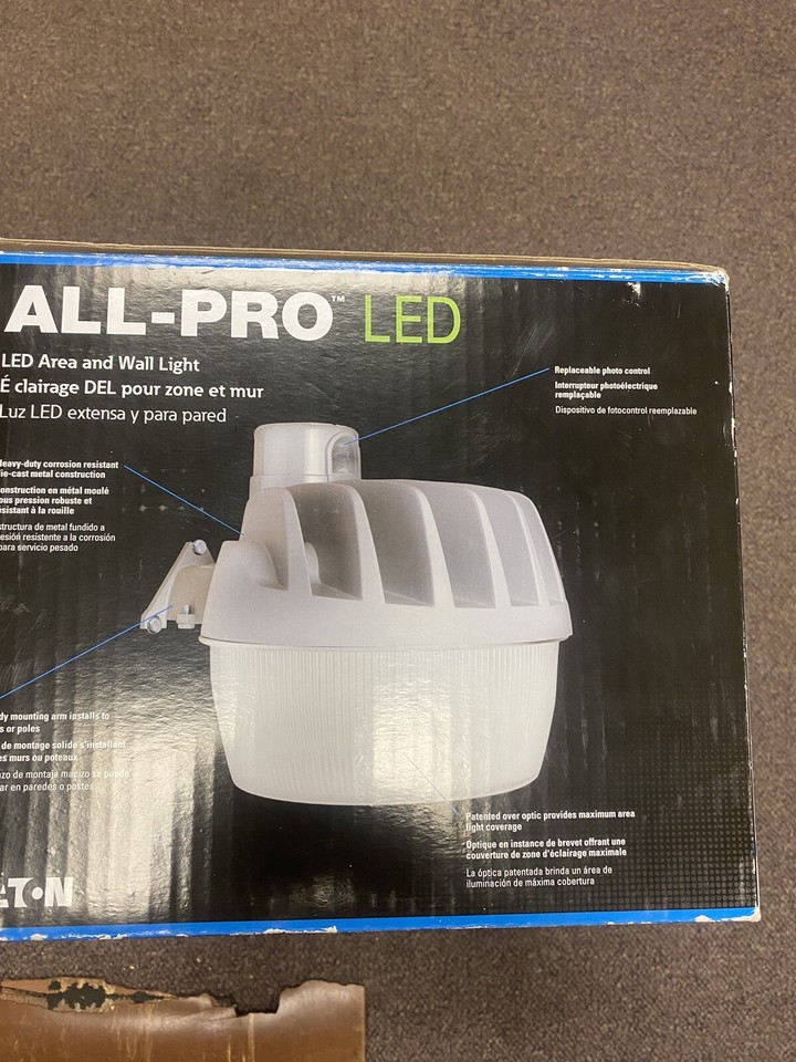 Eaton All Pro LED Area And Wall Light. New In Box. Model AL3150LPCGY ...