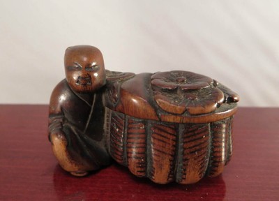 Netsuke - Netsuke Sitting