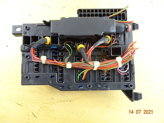 MINI F55 F56 F57 Sicherungskasten Verteiler Kasten Sicherung 9360501 ...