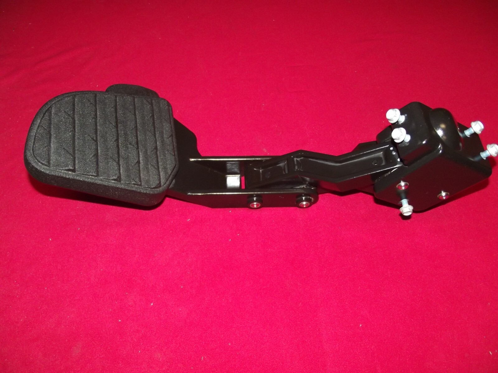 2019-2024 RAM 1500 DT Rear Bed Step Black Dual Exhaust OEM Mopar NO ...