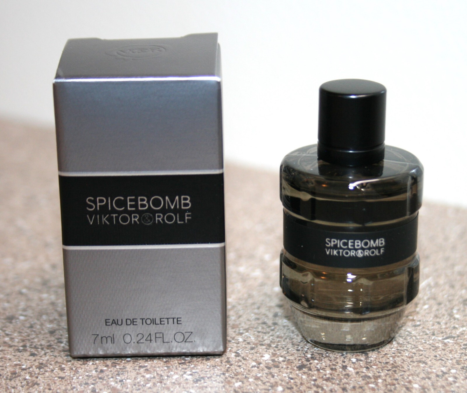 Viktor & Rolf Spicebomb Eau De Toilette 0.24 oz .24 7mL cologne travel ...