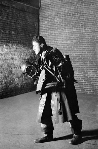 Firefighter training with all his equipment in New York City 1930 Old ...