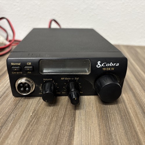Cobra 19 DX IV 40 Channel CB Two 2 Way Truck Radio Used Missing Mike ...