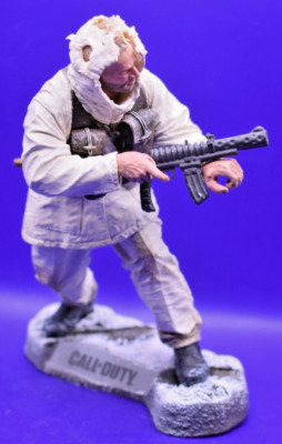 Call of Duty British Special Ops Figure Activision McFarlane ...