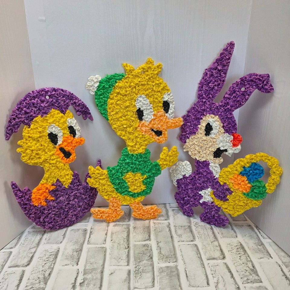 Vintage Easter Chick Duck Bunny Popcorn Plastic Wall Art Hanging Decor ...