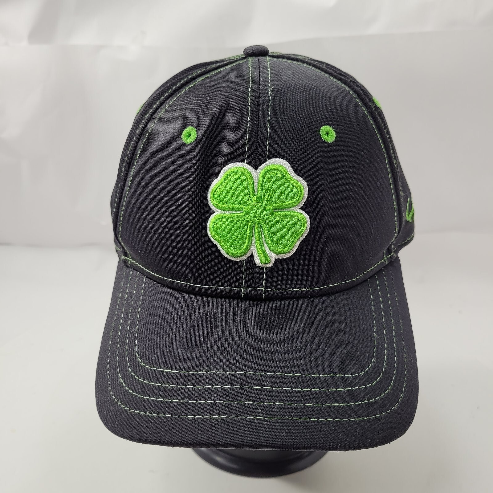 Black Clover Men's Baseball Cap Hat Fitted Size L/XL - Gem