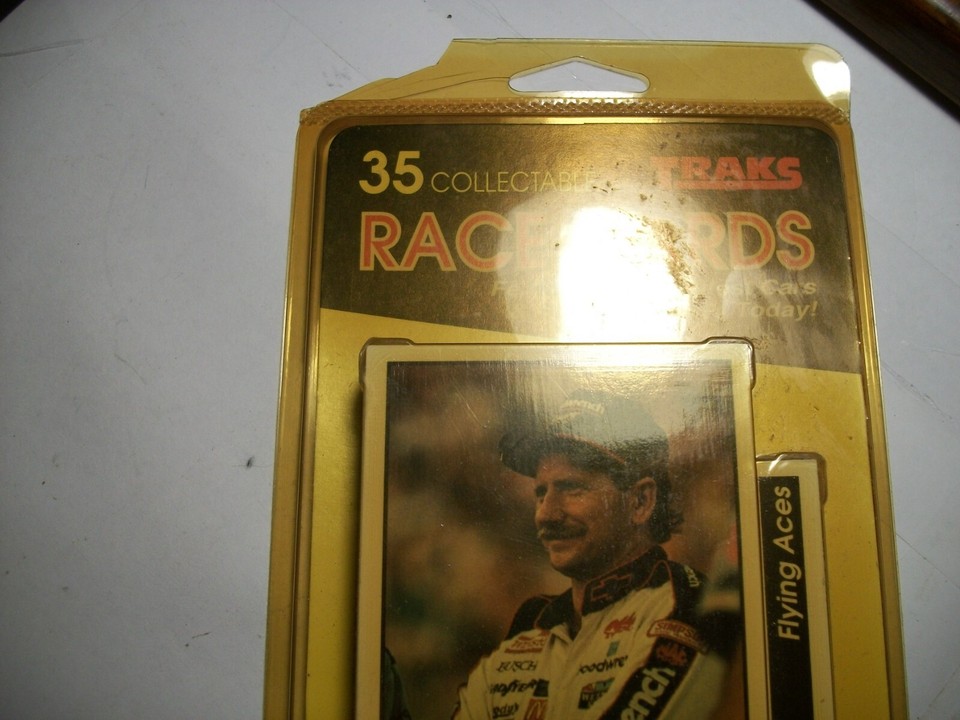 TRAKS 35 COLLECTABLE STARS RACE CARDS LIMITED EDITION BONUS PACK WITH ...