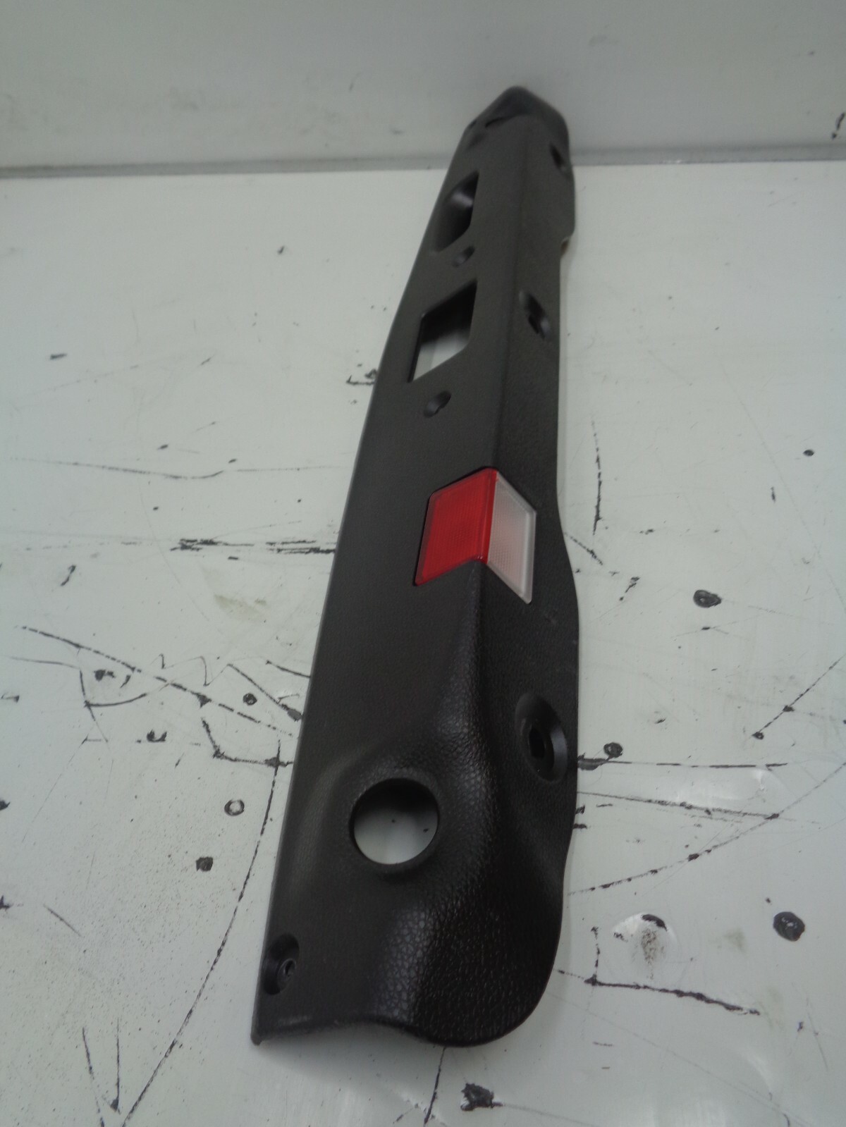 08-14 Mercedes C300 W204 Trunk Lid Tailgate Handle Trim 2047580002 OEM ...