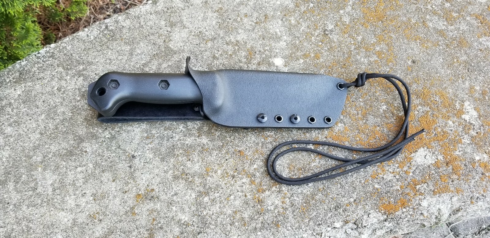 Custom Kydex sheath for the BK2 Knife with Leather offset drop belt ...