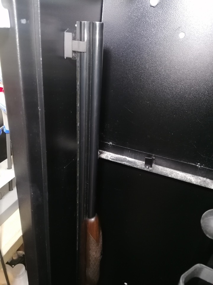 Magnetic Shotgun Holder, 12 Gauge, Gun Cabinet, Gun Storage, | eBay UK