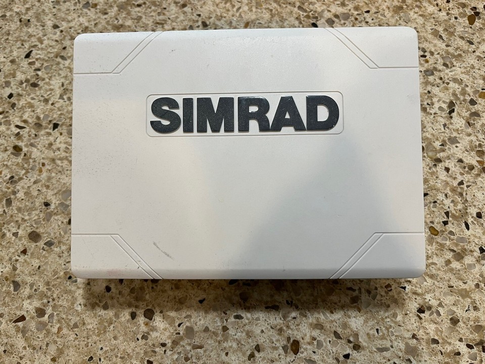 SIMRAD G07 SMART CHARTPLOTTER AND FISHFINDER WITH ACTIVE IMAGING MARINE ...