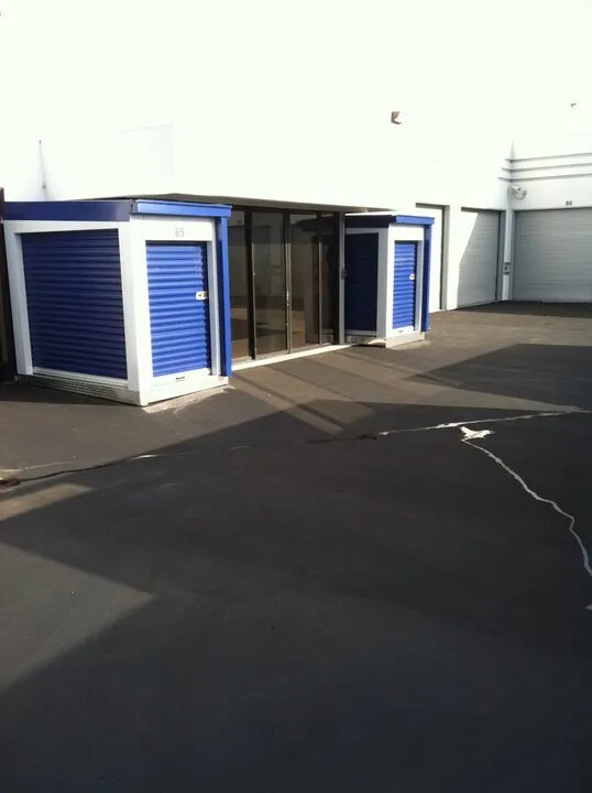 DuroSTEEL JANUS 750 Series DiRECT Self Storage Roll-up Door Hardware ...