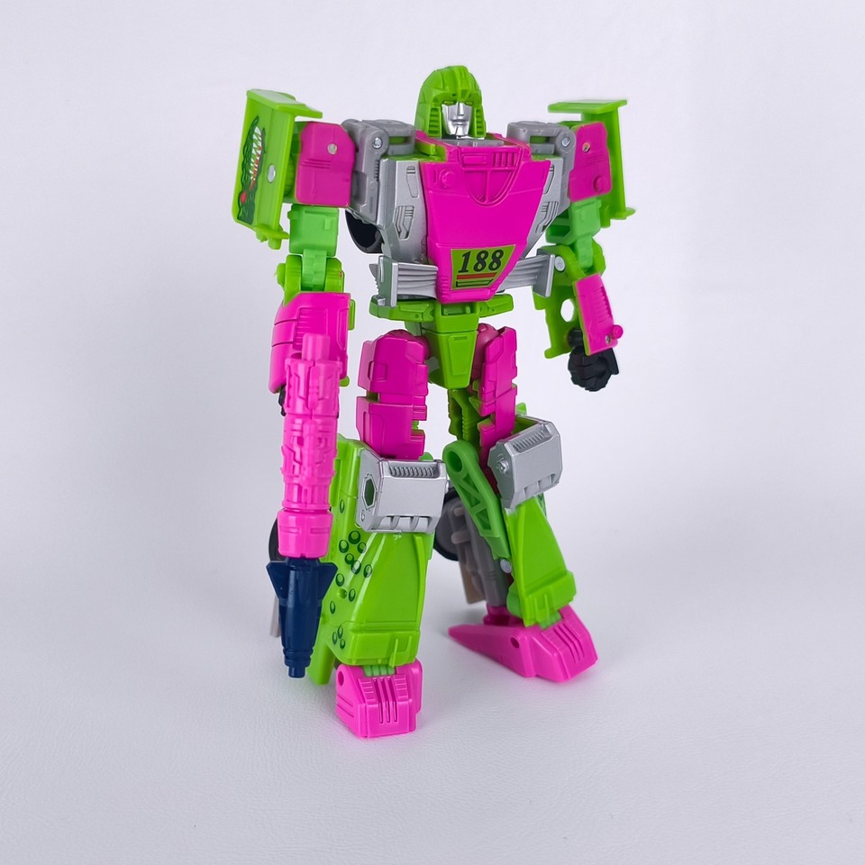 Transformers G2 Universe Autobot Mirage Legacy Evolution Deluxe Class ...