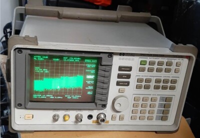 Spectrum Analyzers - Hp 8562