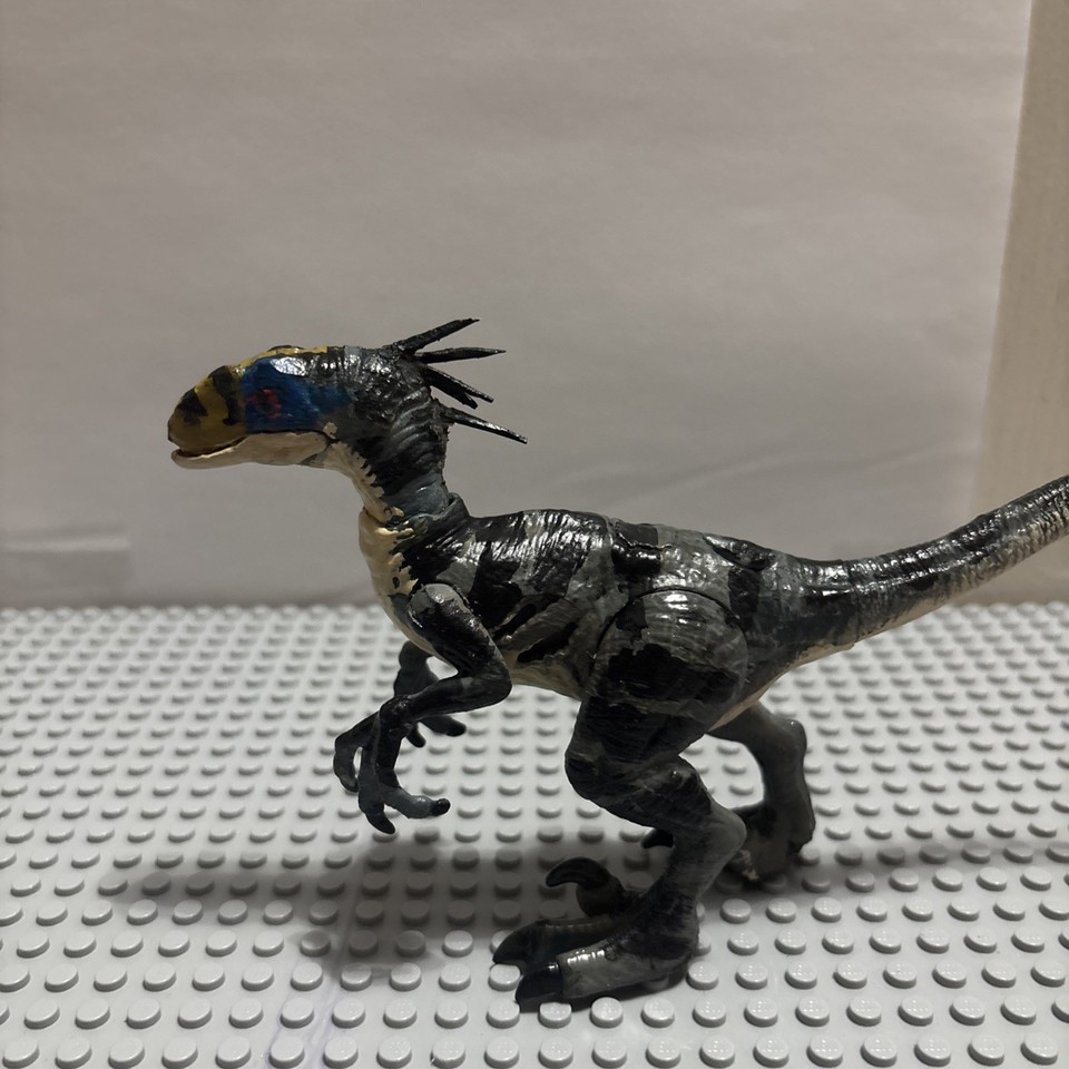 Jurassic World Rebirth Custom Velociraptor. THIS IS A CUSTOM OF ...