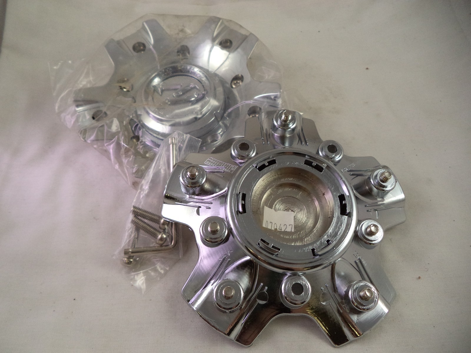 Zinik Wheels Chrome Custom Wheel Center Caps # MS-CAP-Z208 / Z21 FWD (2 ...