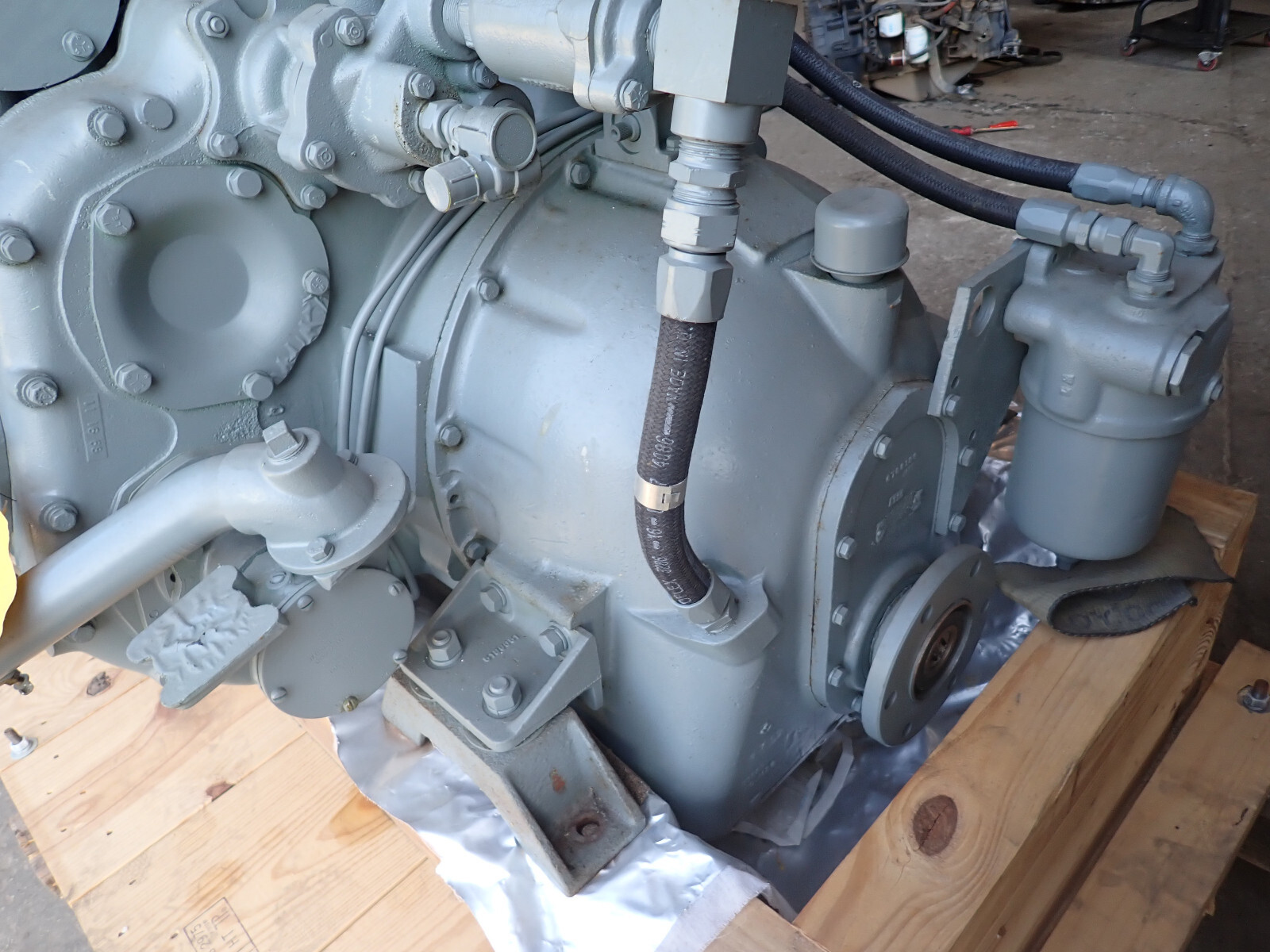 Detroit Diesel 6-71 Marine Engine REBUILT! GOV'T SURPLUS Slant WITH ...
