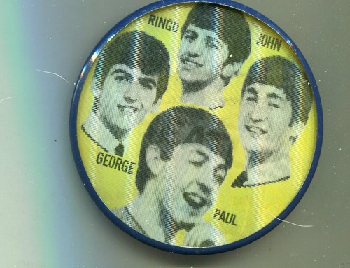 RARE YELLOW 1964 THE Beatles Vari Vue Flicker Flasher Pinback Button ...