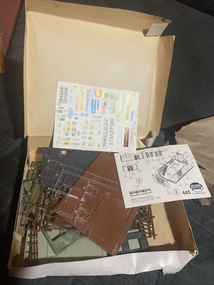 Vintage Tyco Volumetric Athearn Model Power Train House Model Play Kit ...