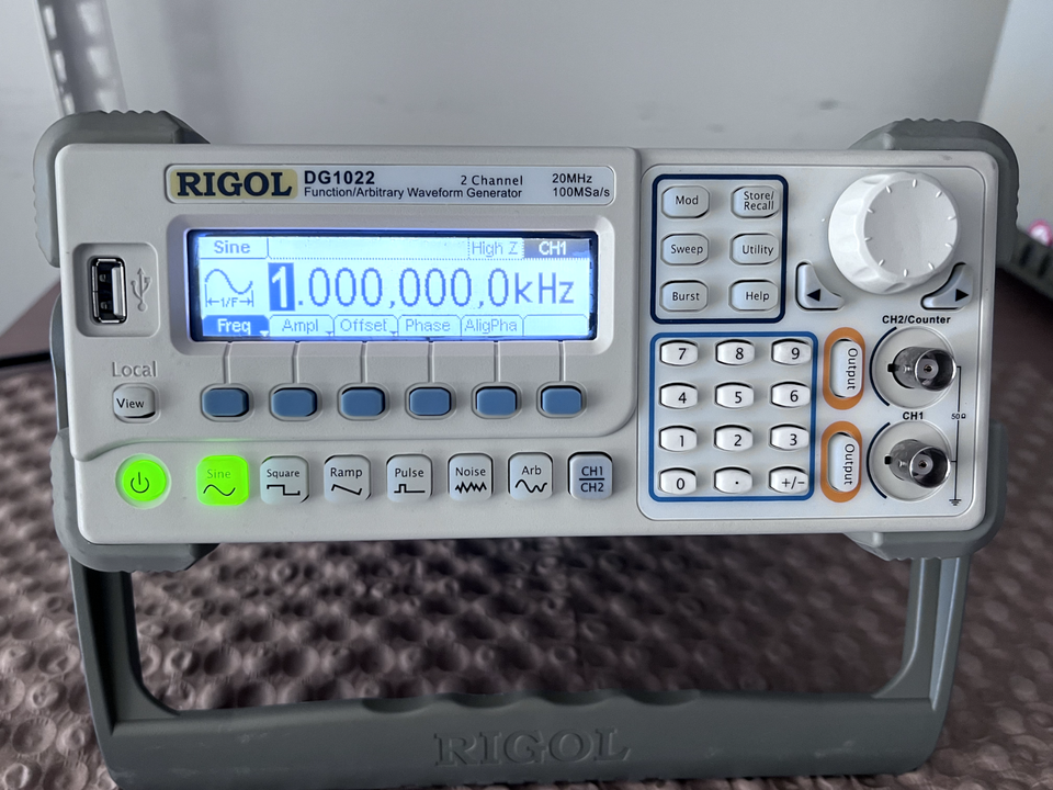 Rigol DG1022 Function Generator 2 CH, 20MHz, 100MS/s | eBay