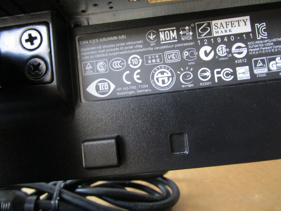 Hp Monitor ProDisplay P201 Monitor, 19" Screen Size, VGA /Power Cables ...