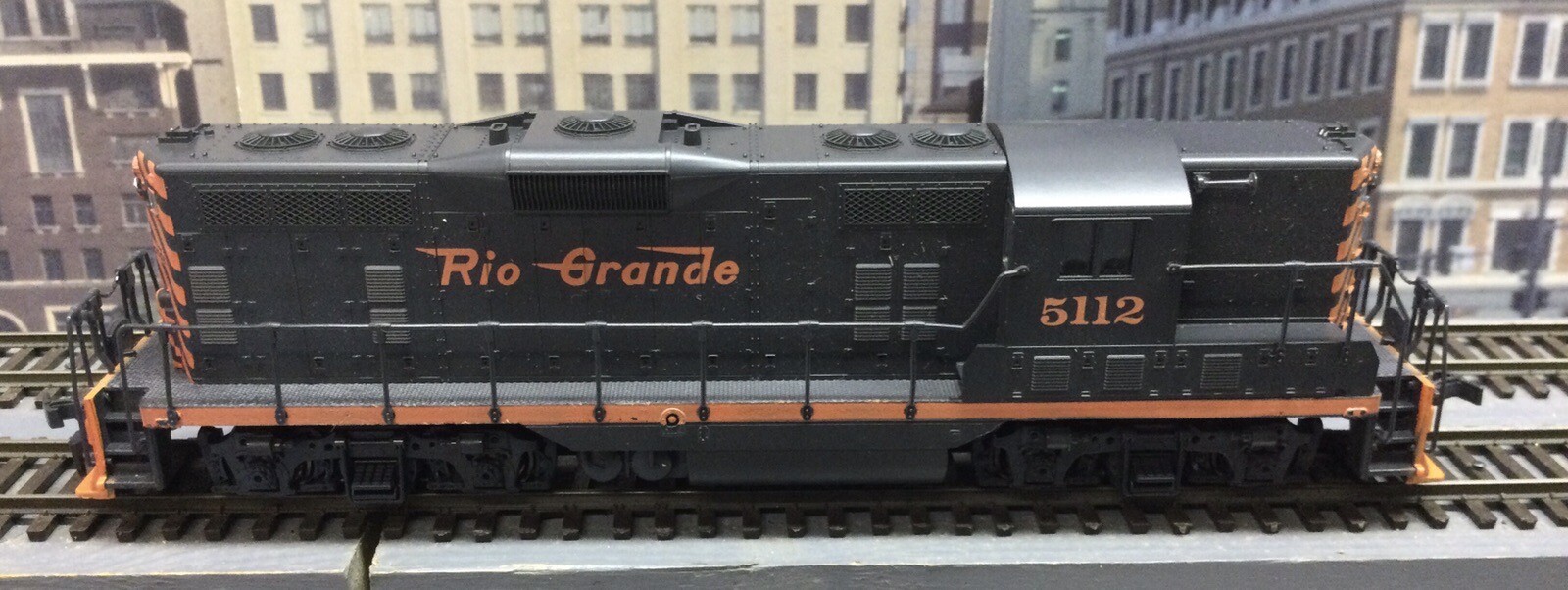 Atlas Yellow Box H.O. Locomotive GP-7 Denver & Rio Grande Western #5112 ...