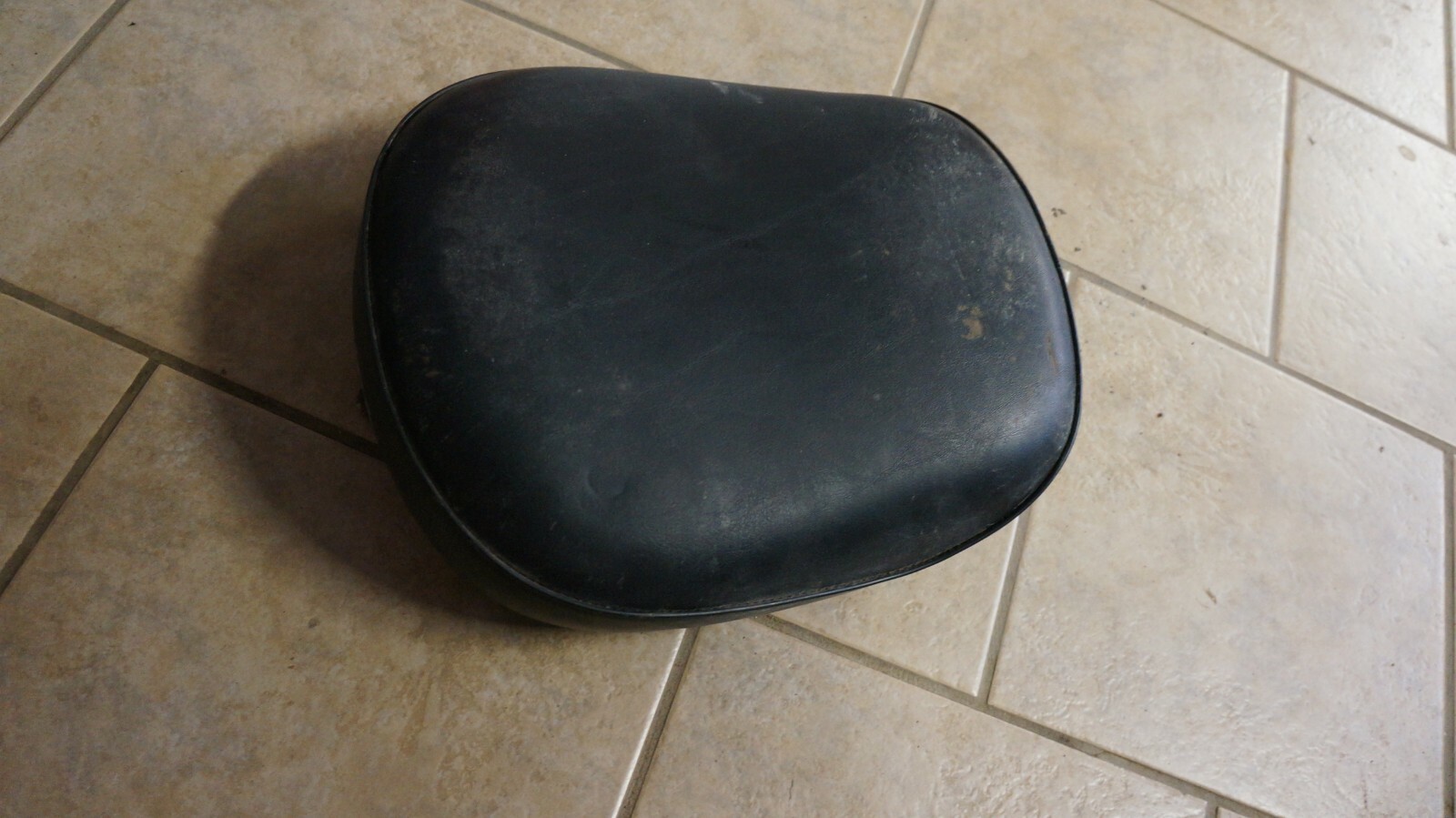 97-99 Honda Valkyrie 1500 GL 1500ct Rear Seat Passenger 77300-mz0-760 ...