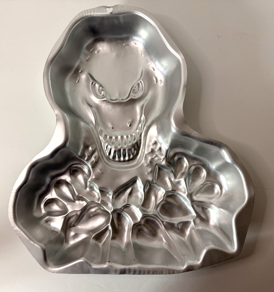 Vintage Wilton 1999 Megasaurus T-Rex Dinosaur Cake Pan 2105-2028 ...