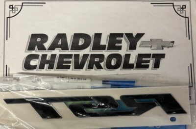 NEW GM OEM 21-23 SUBURBAN,TAHOE LIFTGATE EXTERIOR TRIM- NAMEPLATE GMC ...
