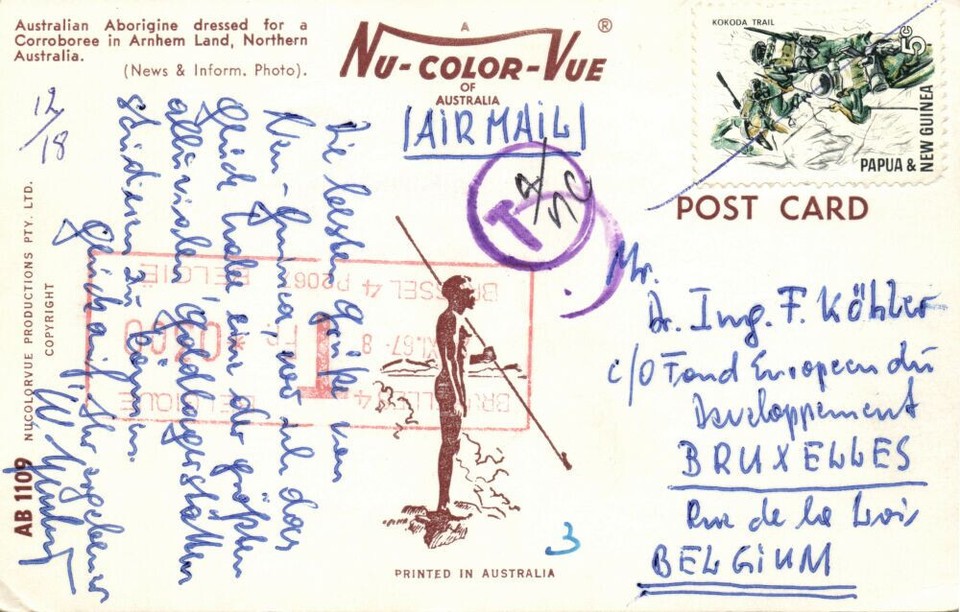 australia, NT, Native Aboriginals dressed for Corroboree in Arnhem Land ...