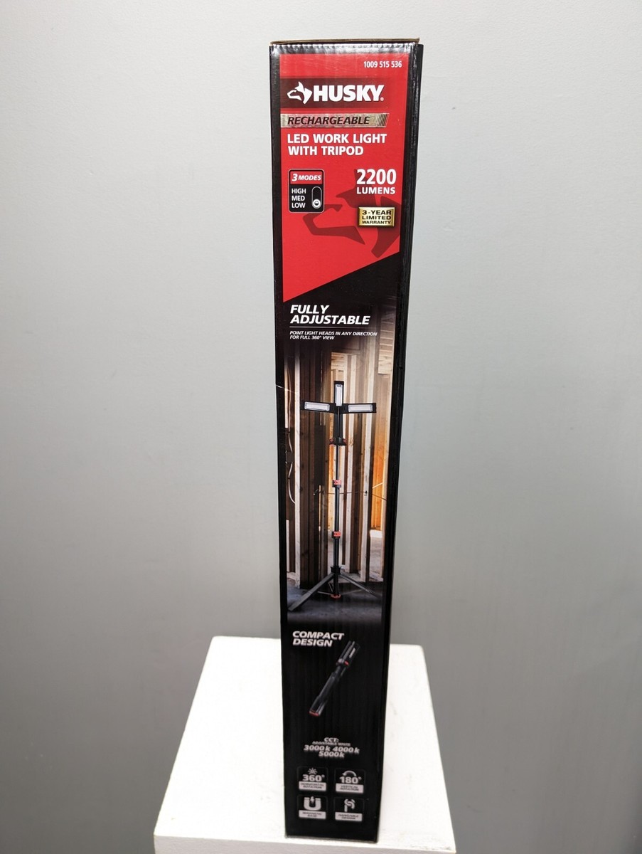 Husky 84 Watt Tripod Light