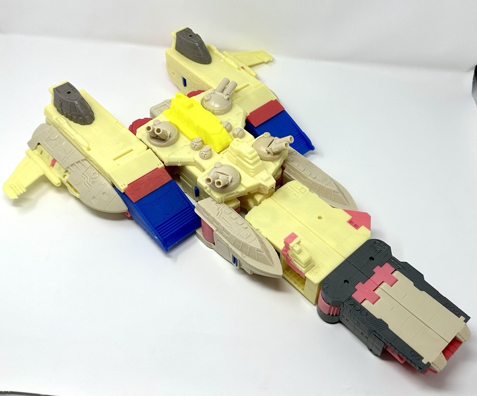 Hasbro Transformers Legacy United Titan Armada TIDAL WAVE Testshot ...