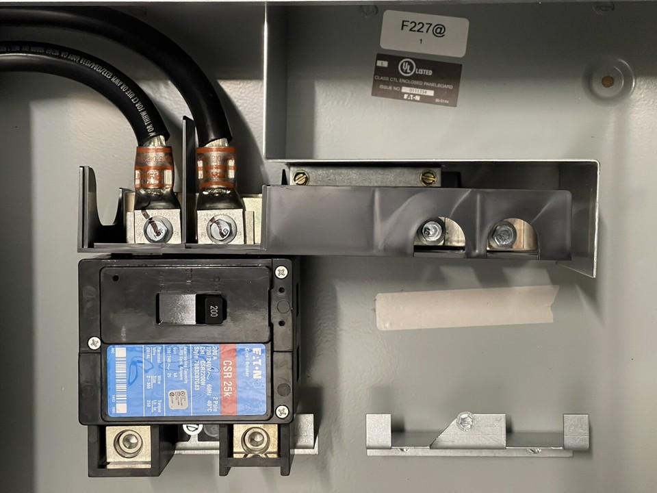 NEW EATON HP40SHA HOUSE METER PANEL 400-AMP 120/240V NEMA 3R W/ CIRCUIT ...